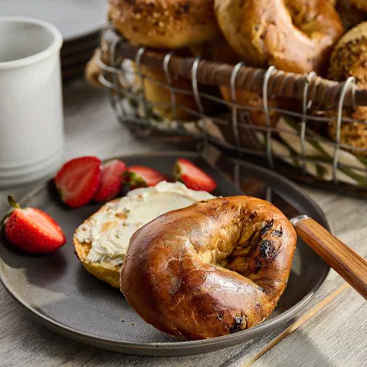 The "Best" Challah Bagels QVC Reviewers Rave About | Apartment Therapy