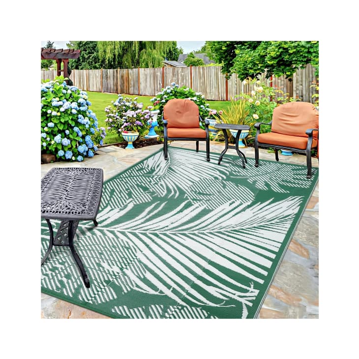 8 Best Walmart Outdoor Rugs: Plastic, UV-Resistant, Water-Resistant ...