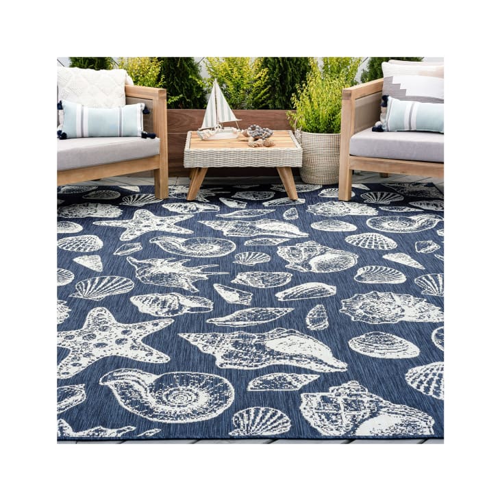 8 Best Walmart Outdoor Rugs: Plastic, UV-Resistant, Water-Resistant ...