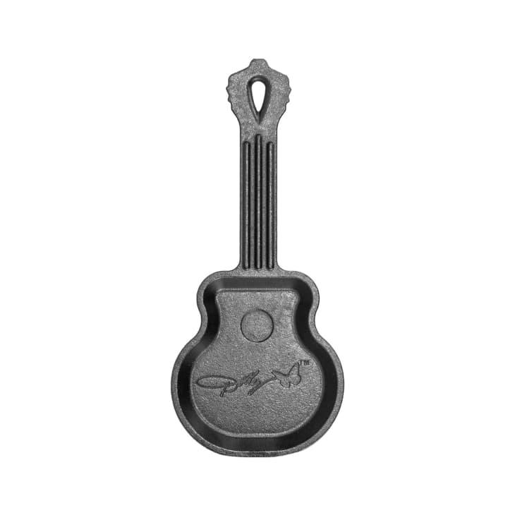 Dolly Parton’s Lodge Skillet Collection Is on Sale at Amazon Right Now ...