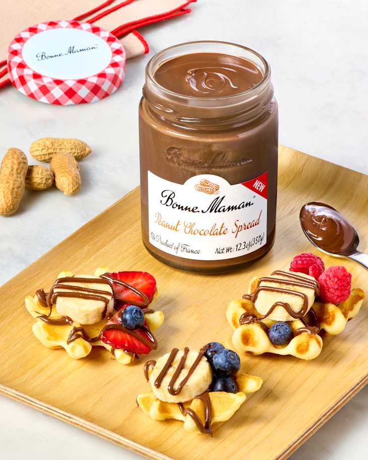 Mini Peanut Chocolate Waffle Bites Are the Little Treats You've Been ...