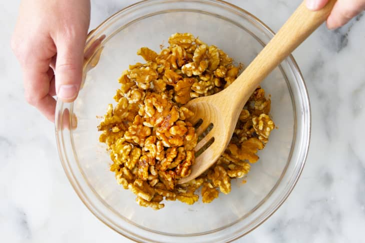 Berry Walnut Trail Mix Is the Afternoon Snack You’ve Been Waiting For ...