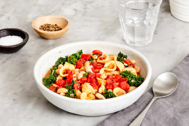 Saucy Kale and Cannellini Pasta Recipe | Kitchn