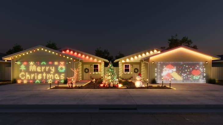 Make This the Year You Go All Out and Put on an Epic Holiday Light Show ...
