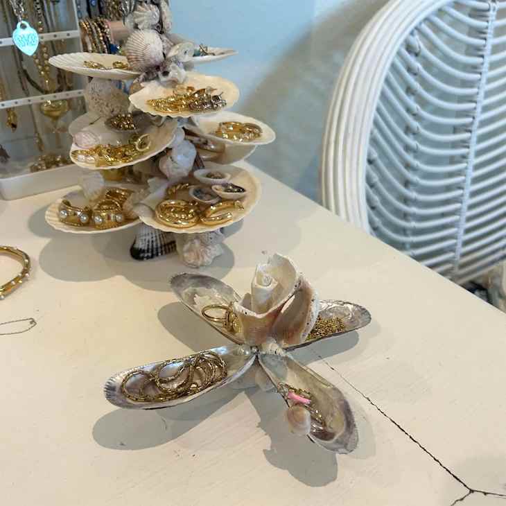 This Coastal-Inspired Jewelry Holder Doubles as Decor | Apartment Therapy