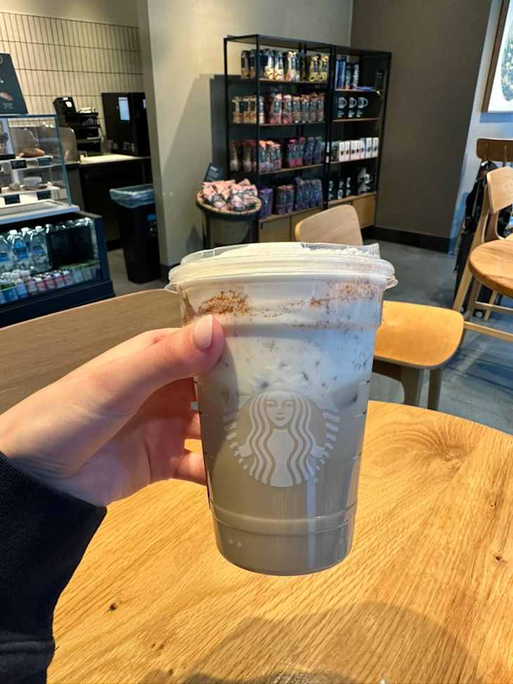 12 Starbucks Off-Menu Drinks You'll Definitely Want to Order | Dorm Therapy