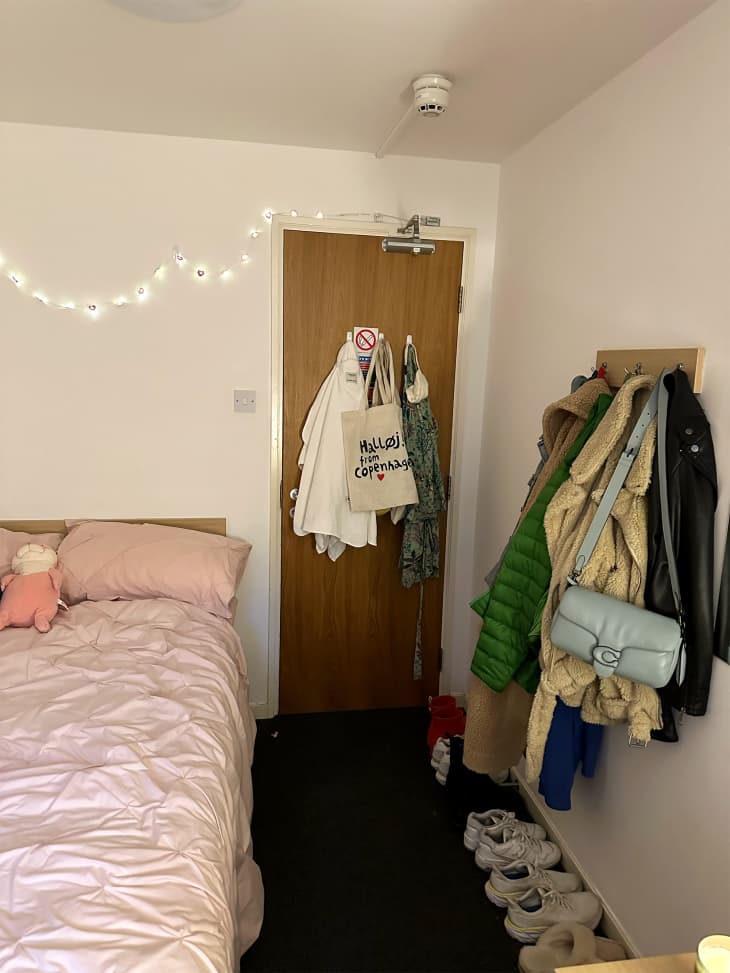 A Tiny London Flat is 32 Square Feet of Study Abroad Perfection | Dorm ...