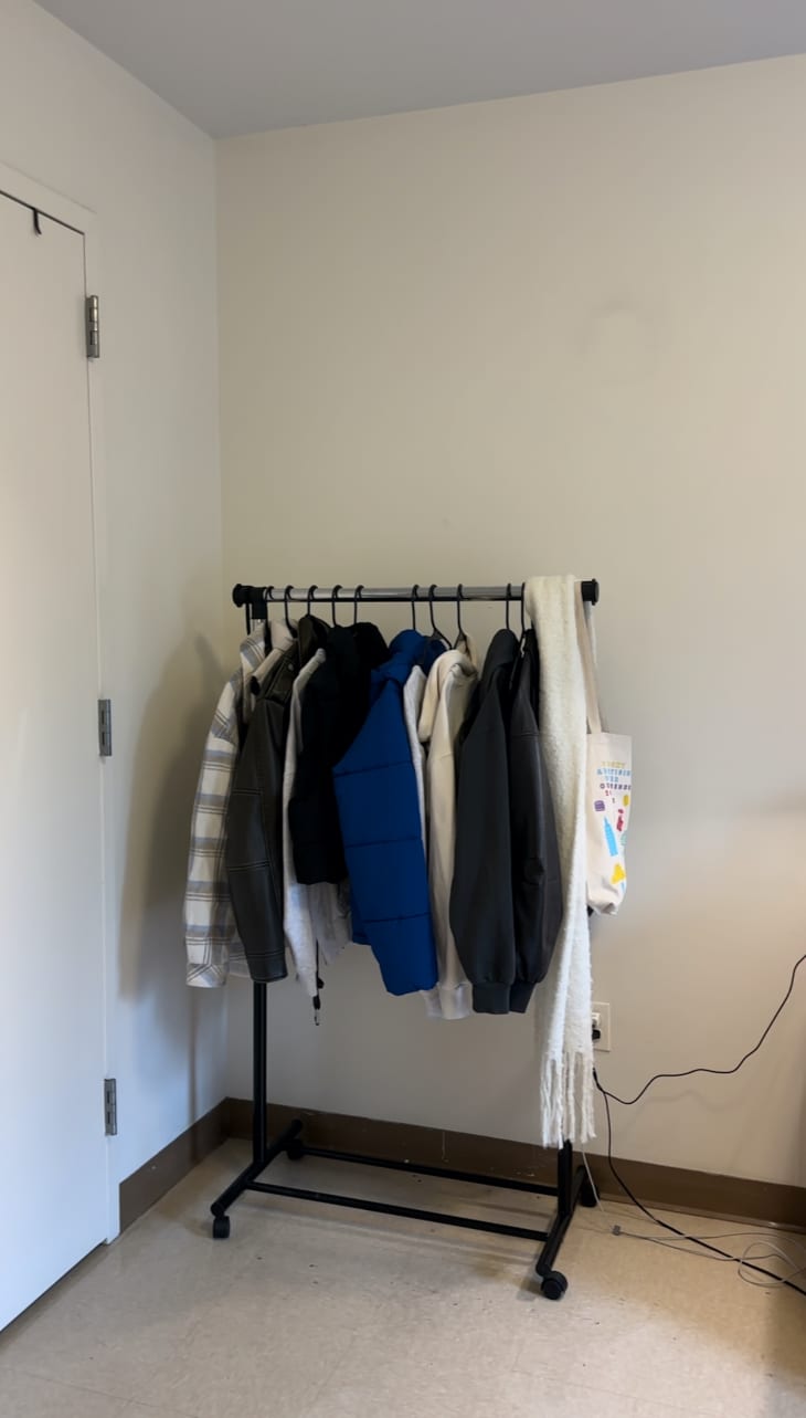 Tour a Minimal & Eclectic 110-Square Foot Single Dorm Room | Dorm Therapy