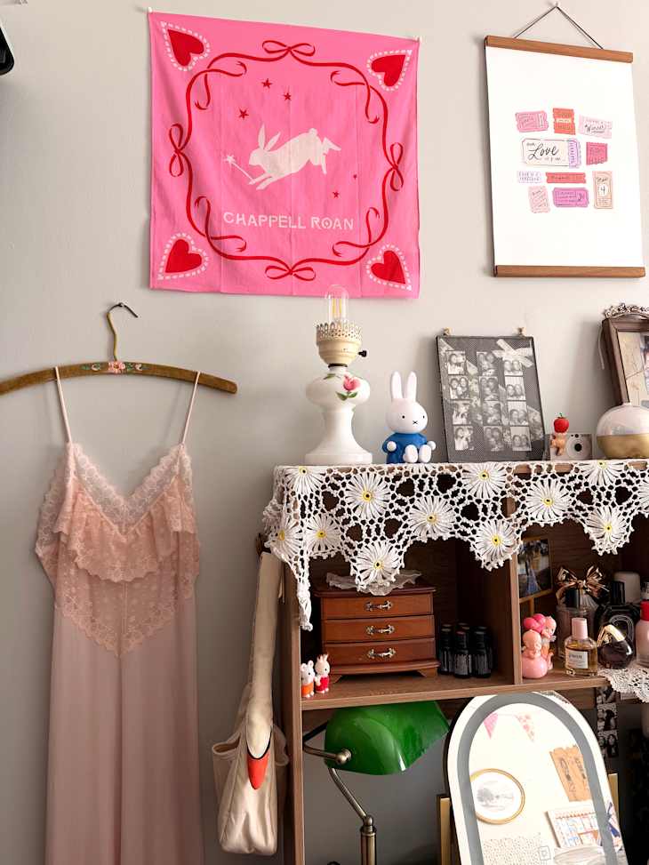 Tour This Cozy, Cottagecore SCAD Freshman Dorm Suite | Dorm Therapy