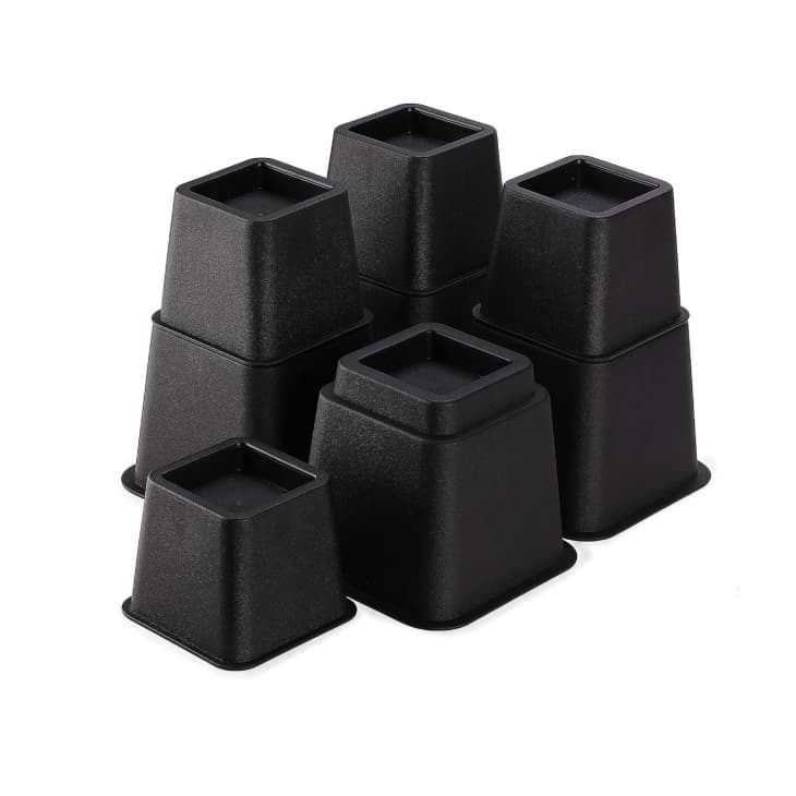 This Dorm Bed Shopping Checklist Covers It All | Dorm Therapy