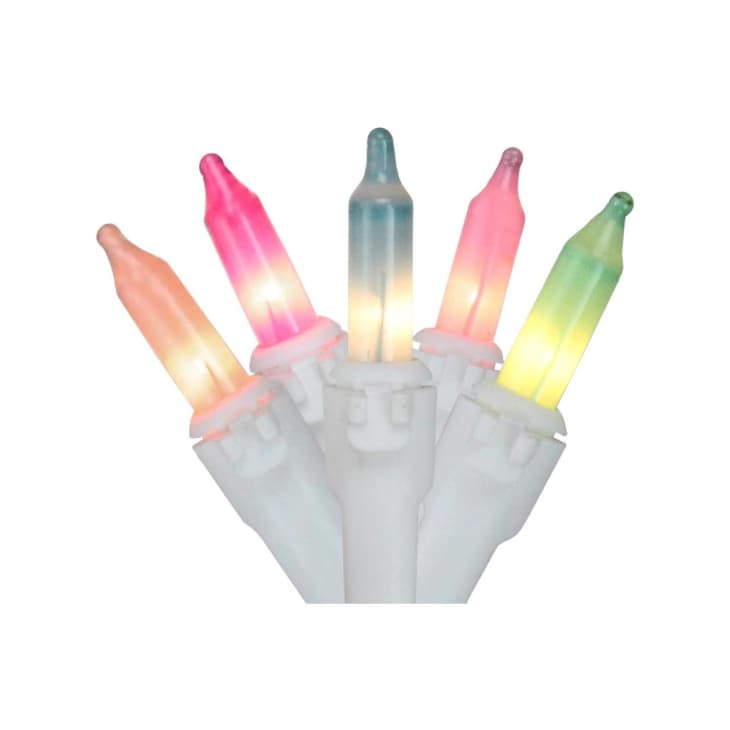 9 Holiday Lights to Hang in Your Dorm Room Year-Round | Dorm Therapy