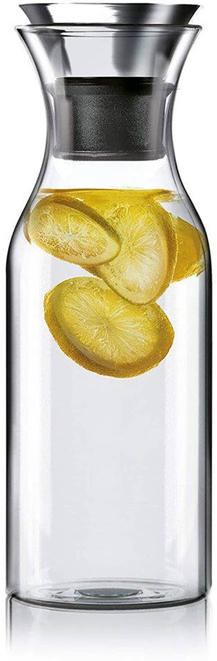 Amazon Top-Rated Water and Iced Tea Pitcher: The Hiware 35 oz. Carafe ...