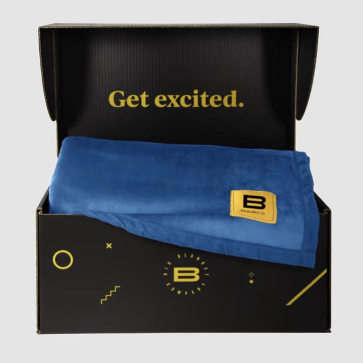 I Tried Big Blanket Co.'s Original Stretch Blanket and It Now Lives on ...