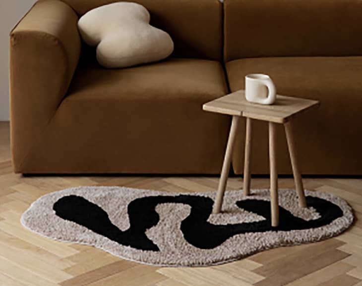 We're Loving These Funky, Irregularly Shaped Rugs | Apartment Therapy