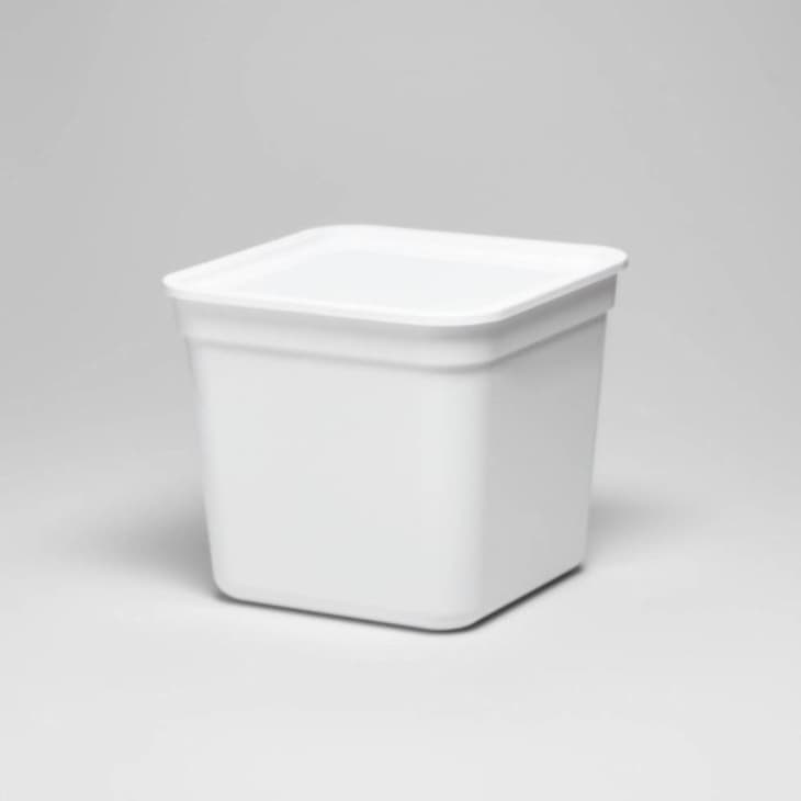 Target's $5 Storage Bins Helped Me Organize My Tiny Bathroom ...