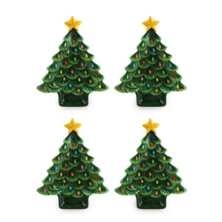 Costco’s Nostalgic Christmas Plates Are Nostalgic and Cute | Apartment ...