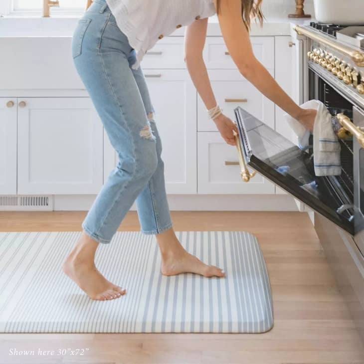 I Finally Found a Large, Comfortable Standing Mat for the Kitchen | Cubby