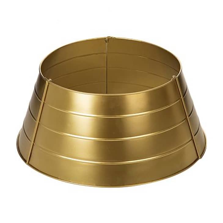 What Are Christmas Tree Collars & 17 of Our Favorite Picks | Apartment ...