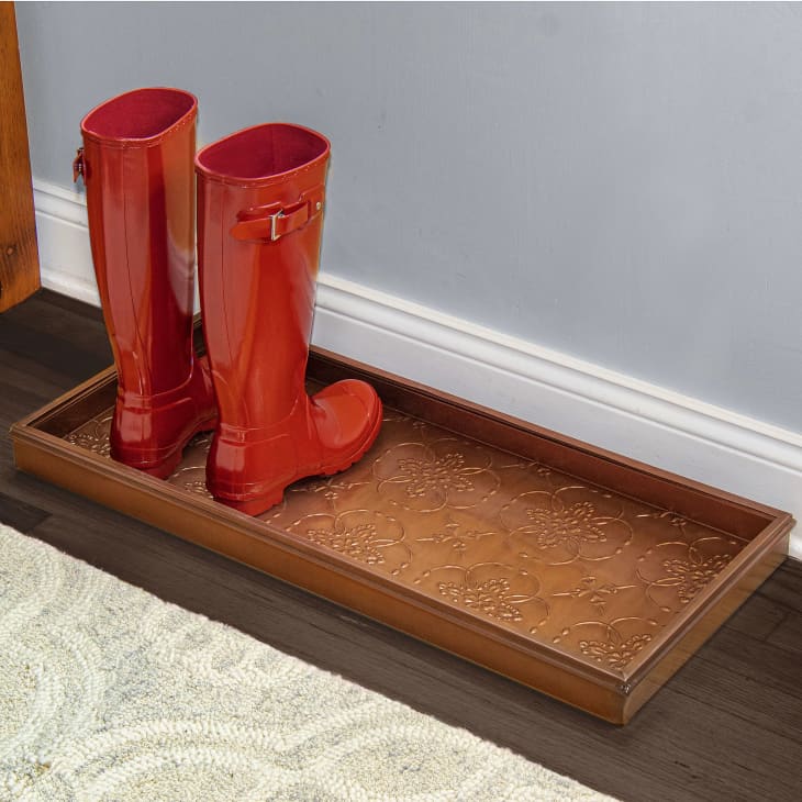 12 Stylish Boot Trays We Love 2023: Rubber, Copper, 2-Tier | Apartment ...