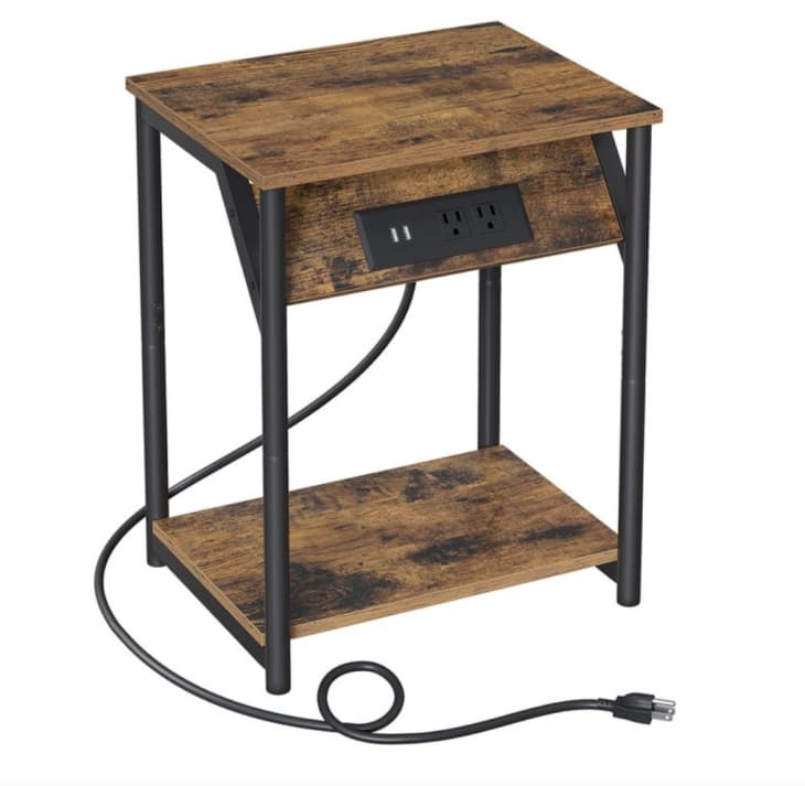 Songmics Charging Side Table: I Tried It | Apartment Therapy