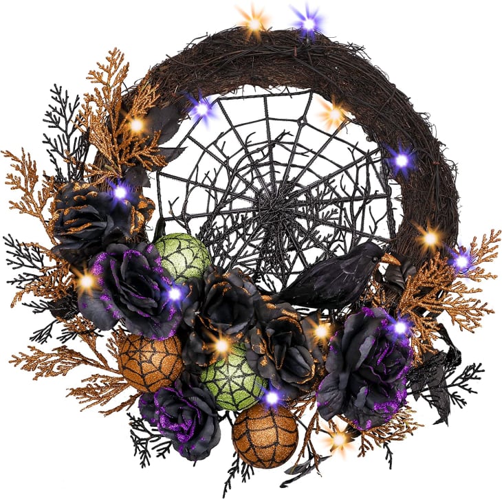 10 Wickedly Chic Halloween Wreaths We Love 2022 | Apartment Therapy