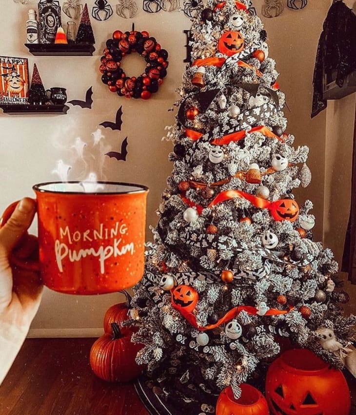 10 Spooky Halloween Tree Ideas | Apartment Therapy