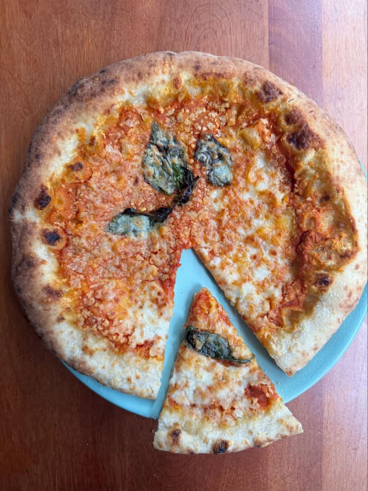 This “Legendary” Pizza Is the Only One I Stock in My Freezer | The Kitchn