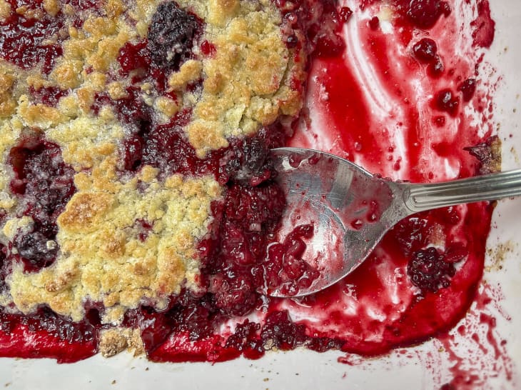 Jennifer Garner's Favorite Cobbler Is the Easiest Dessert I've Ever ...