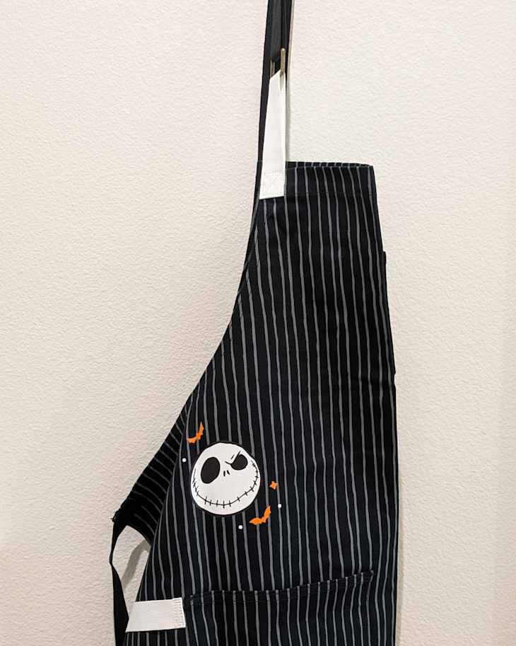 I Tried This New Nightmare Before Christmas Apron — And I’m Obsessed ...
