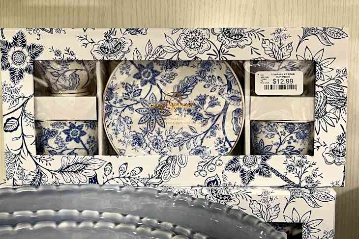 This Gorgeous Kitchen Find at HomeGoods Is a Take on This 175-Year-Old ...