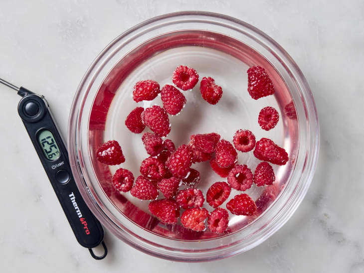 The Best Way to Store Raspberries to Last for 2 Weeks (We Tested 7 ...