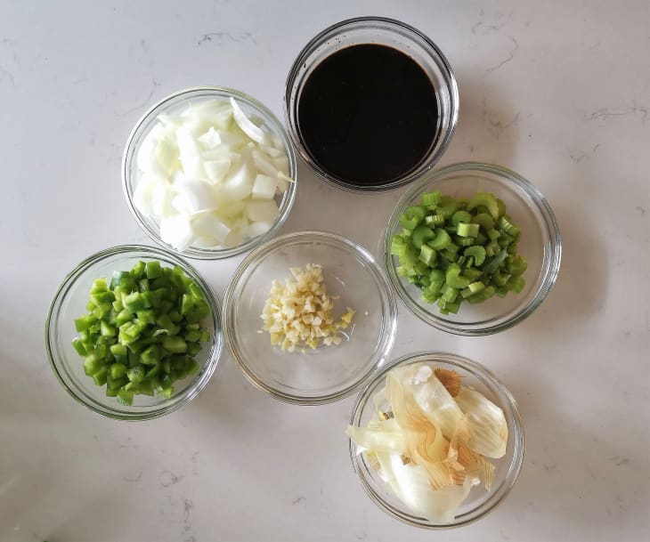 8 Tips for Keeping the Kitchen Clean While You Cook | The Kitchn