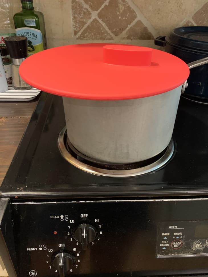 Made In's Silicone Universal Pot Lid Review | The Kitchn
