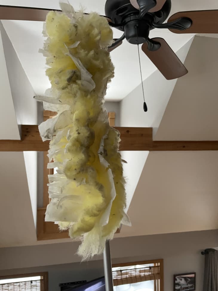 Swiffer Super Extendable Handle Dusting Kit Product Review | The Kitchn