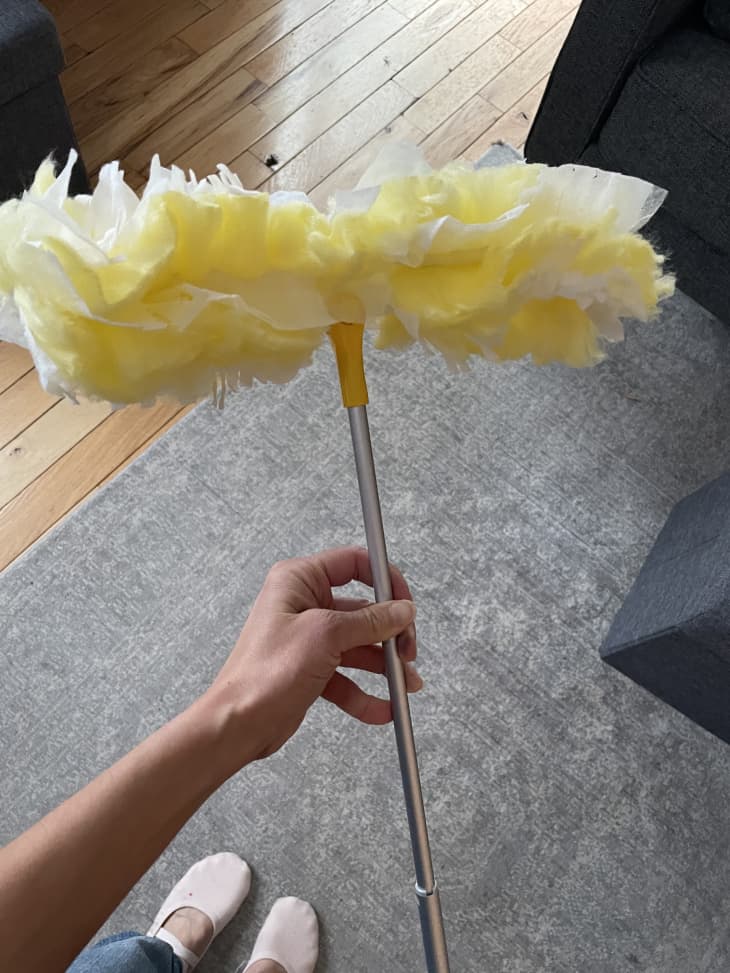 Swiffer Super Extendable Handle Dusting Kit Product Review | The Kitchn