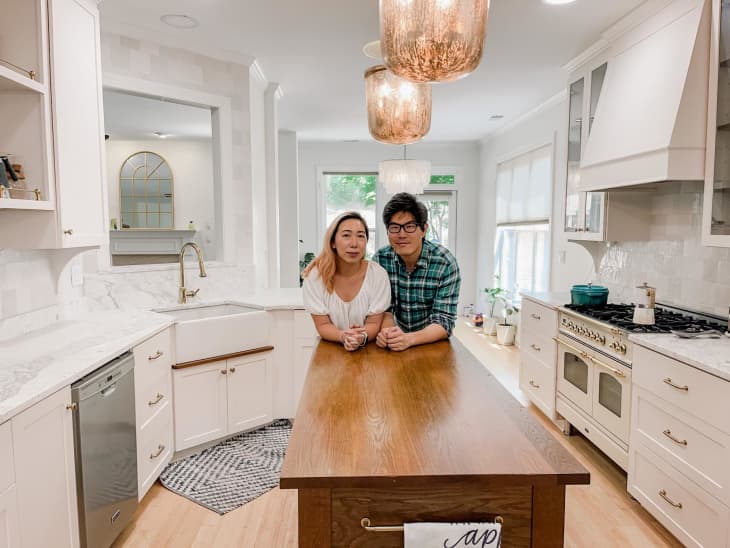 A Circa-2000s Kitchen's Reno Turns It into a Bright, Airy Dream ...