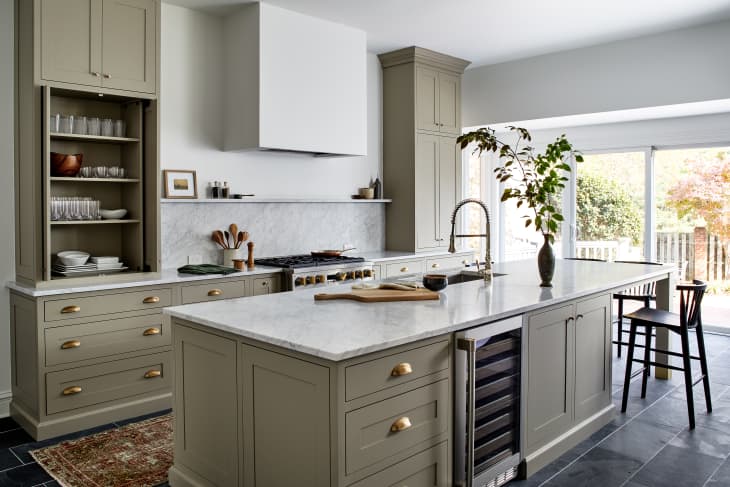 6 Ways Homeowners Are Renovating Their Kitchens for Better Entertaining ...