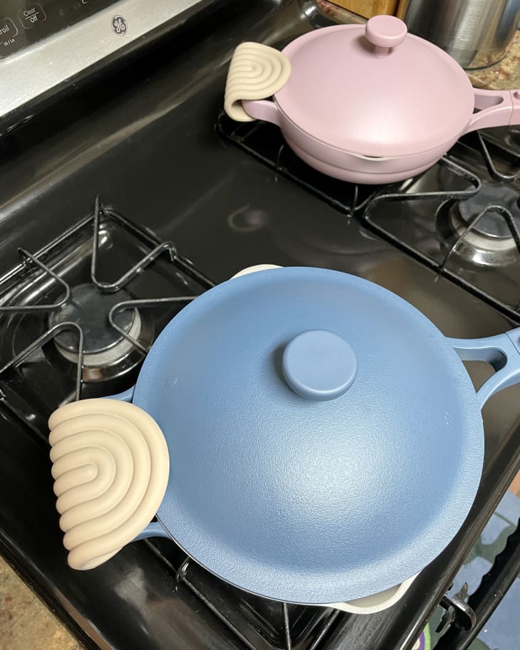 Our Place Hot Grips Review 2023 - Mini Oven Mitts | The Kitchn