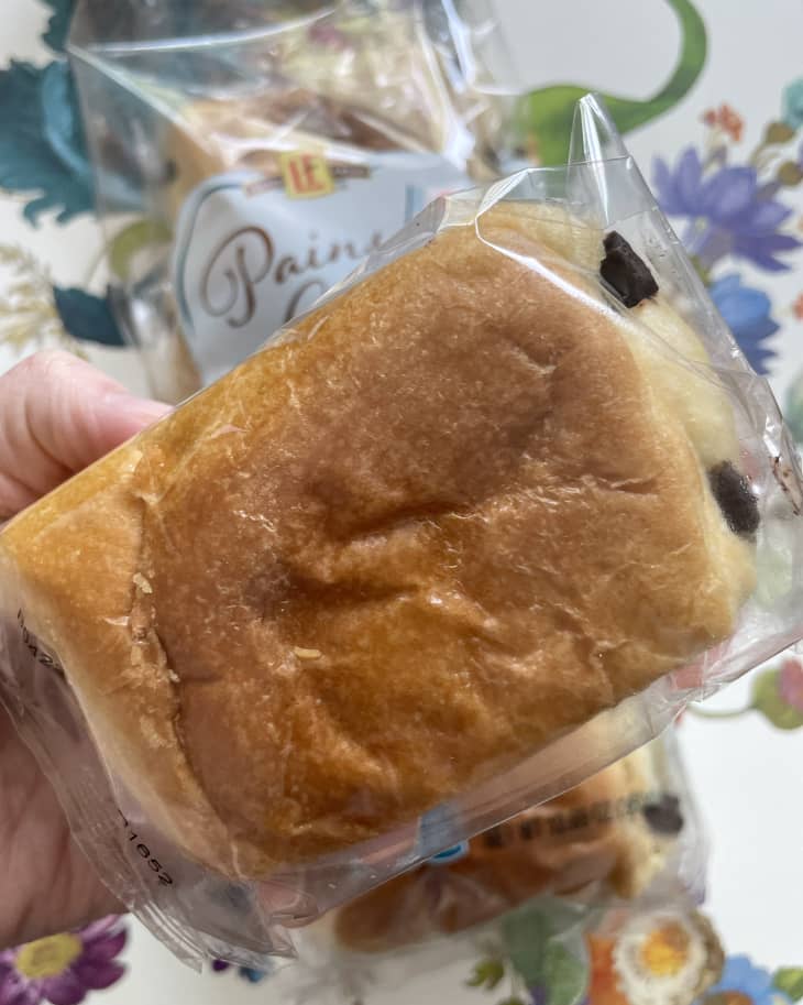 Aldi L’Oven Fresh Pains au Chocolat Review | The Kitchn