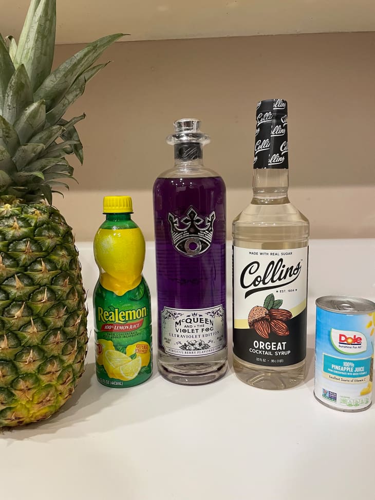 Reba McEntire’s “Strange Juice” Cocktail Is the Perfect Summer Sip ...