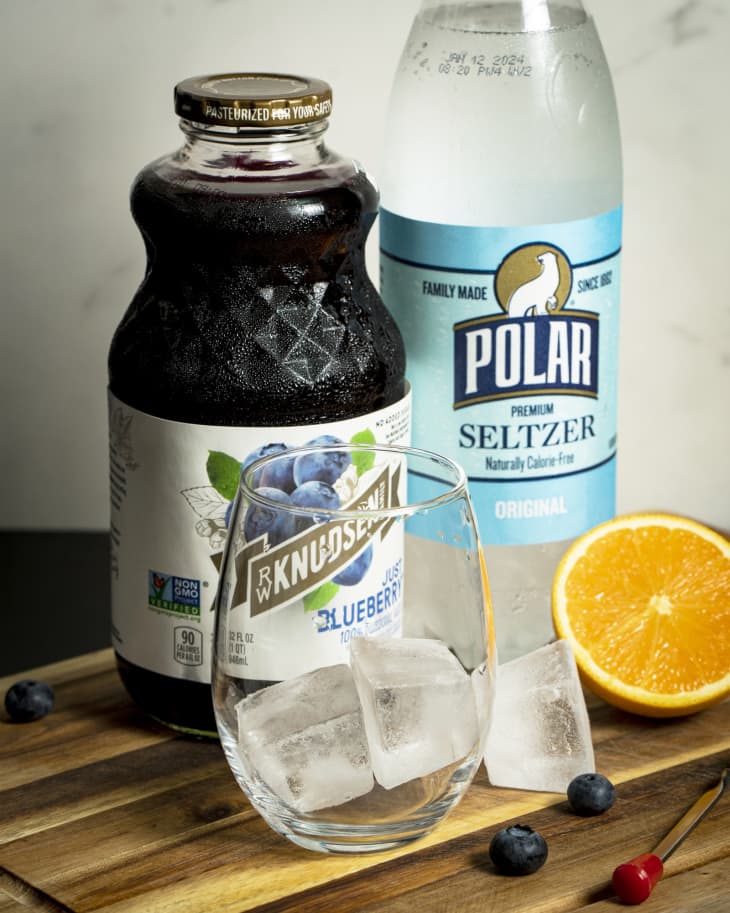 Jennifer Garner’s 2-Ingredient Signature Mocktail Review | The Kitchn