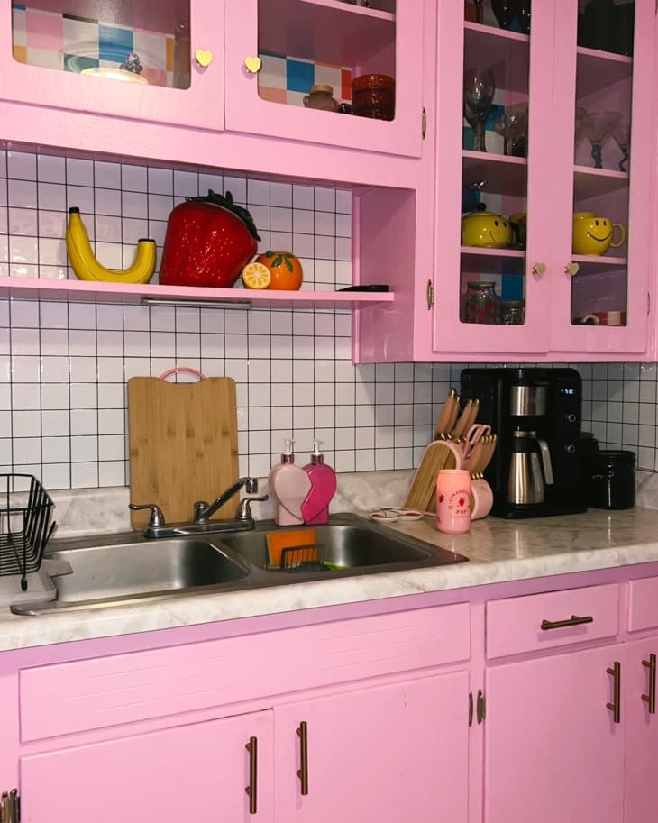 Barbie Pink Paint Transforms These "Bland" Kitchen Cabinets | Apartment ...