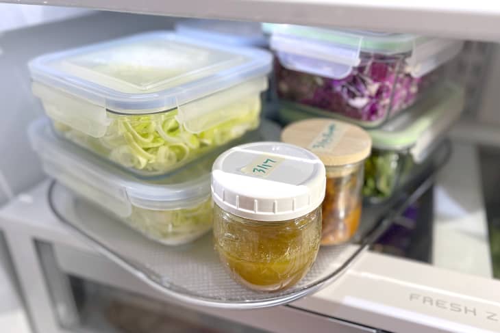 7 Pro Organizer Tips That Tripled the Space in My Fridge | Apartment ...