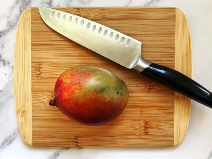 I Tried TikTok’s Mango Cutting Hack, and I’m Never Going Back | The Kitchn