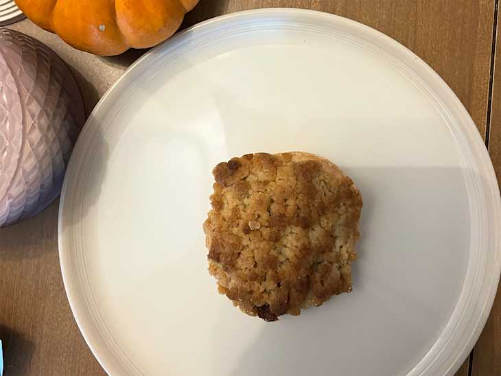 Trader Joe’s Brought Back Teeny Tiny Apple Pies | The Kitchn