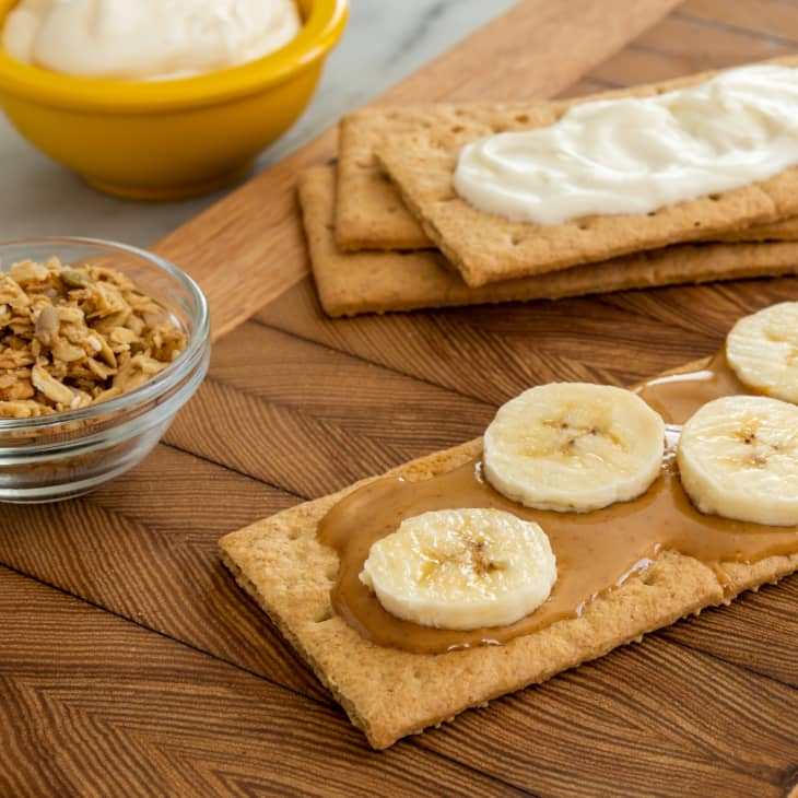 Graham Crackers Are the Best Work-From-Home Snack. No Questions. Full ...