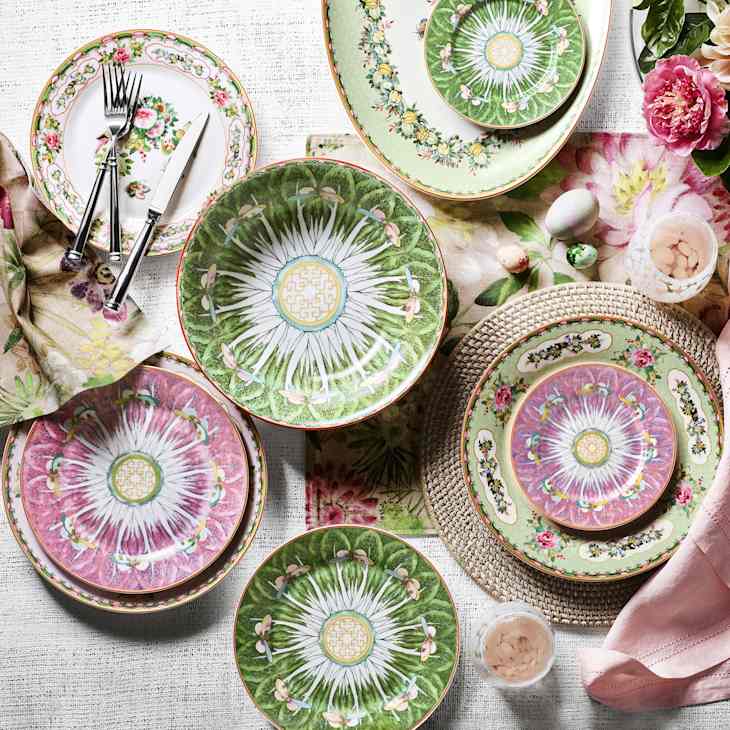 The Floral Dinnerware from Williams Sonoma That Has Shoppers So Excited | The Kitchn