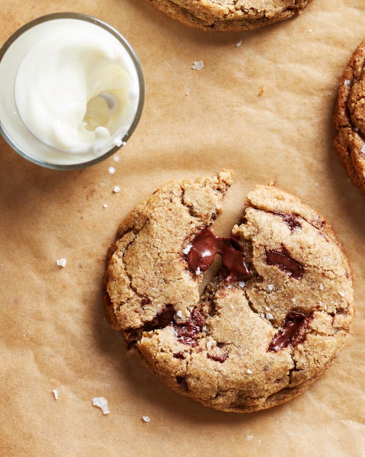 Rye Chocolate Chip Cookies | The Kitchn
