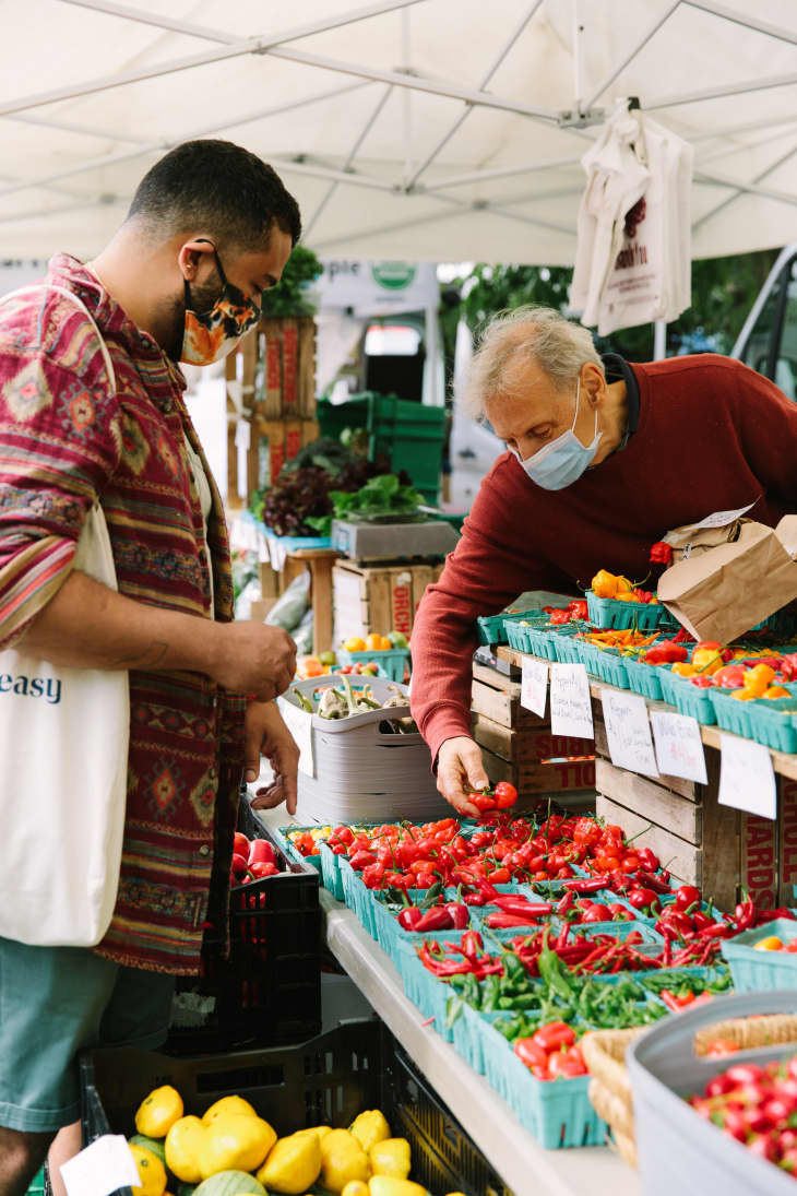 3 Ways to Save Money at the Farmers Market | The Kitchn