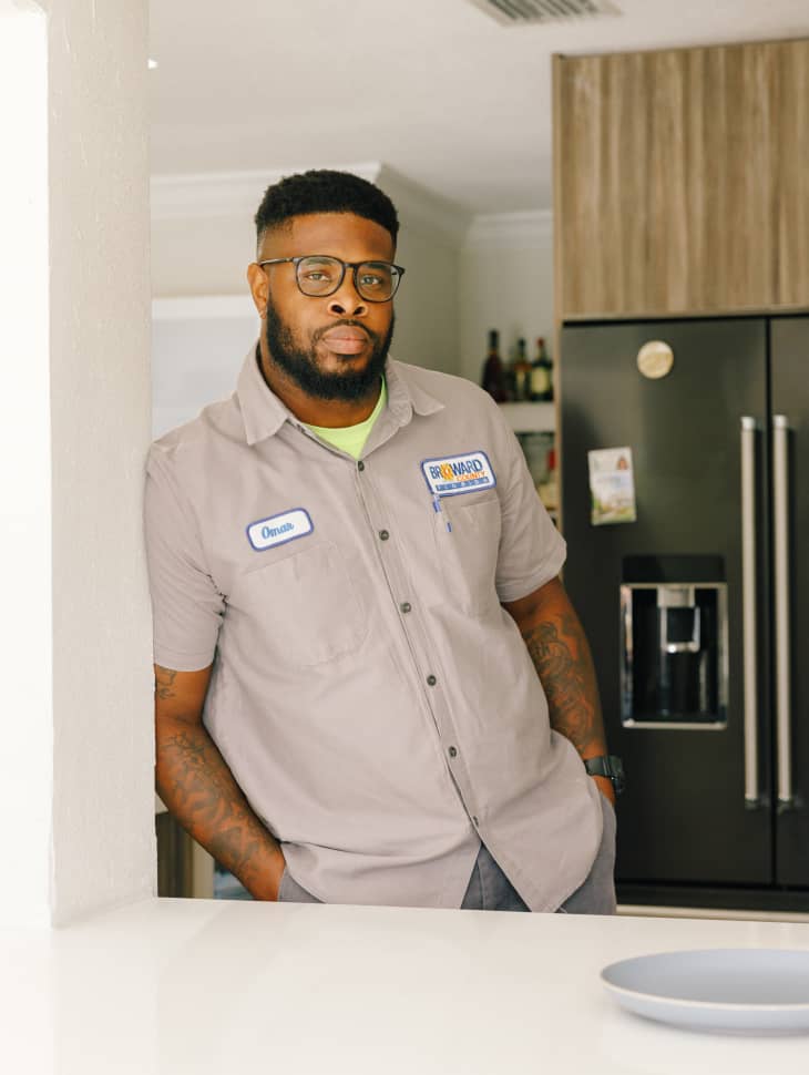 A Florida Plumber Talks Working the Night Shift at the Airport | The Kitchn